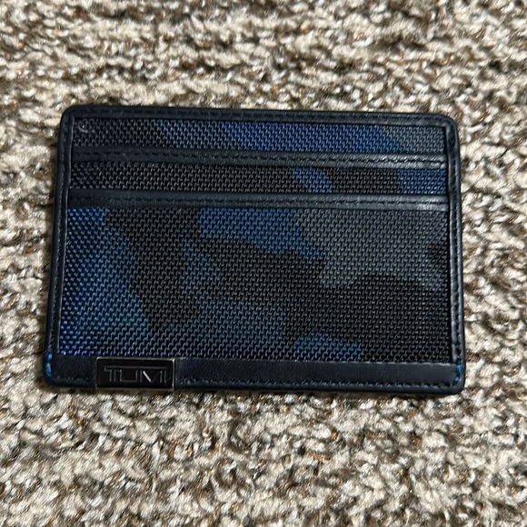 Tumi | Bags | Tumi Wallet | Poshmark